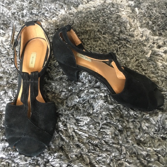Kimchi Blue | Shoes | Black Peep Toe Kitten Heels Kimchi Blue | Poshmark